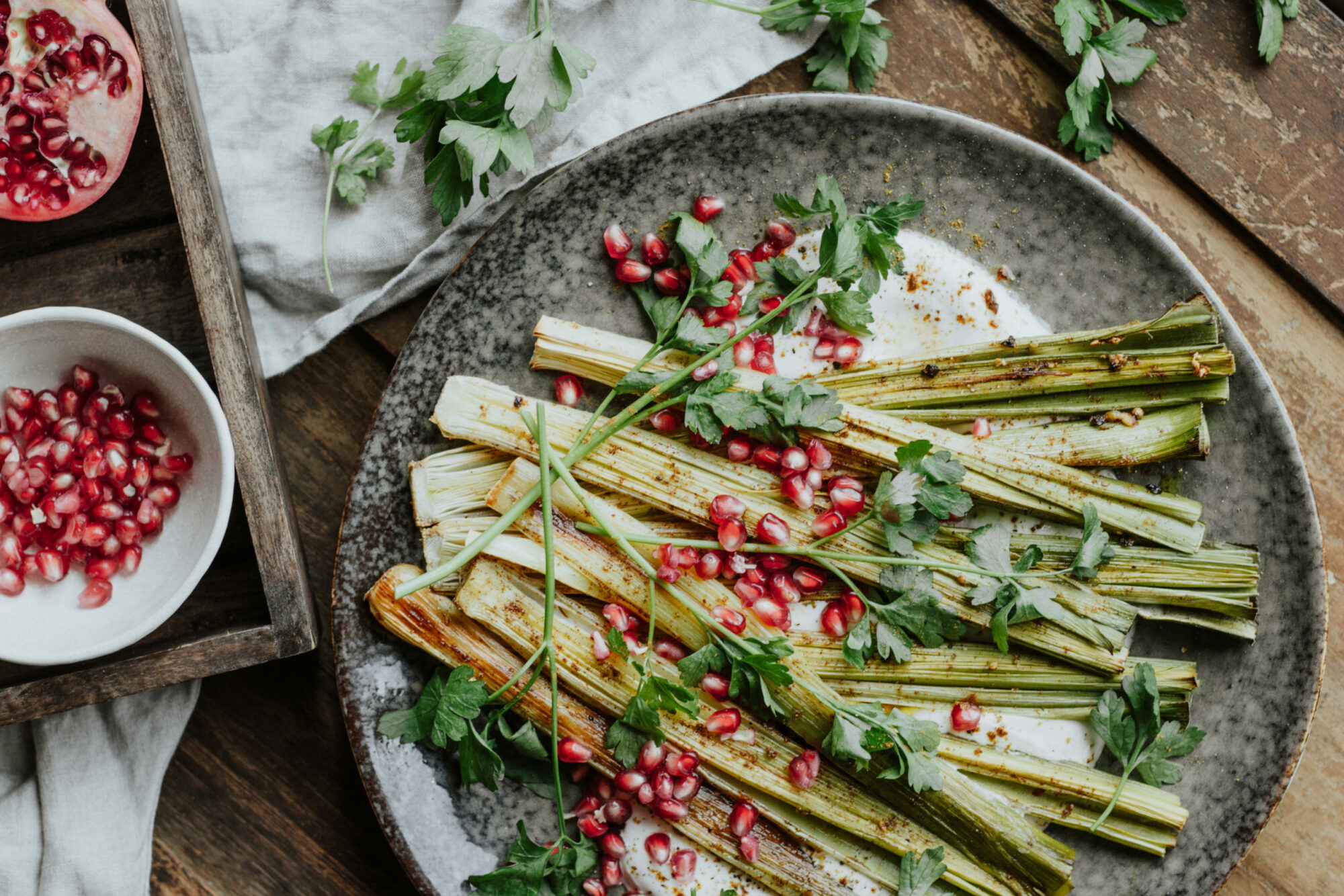 Recept Geroosterde Prei met Ras el Hanout en Tahin Yoghurt | GIRLS WHO ...