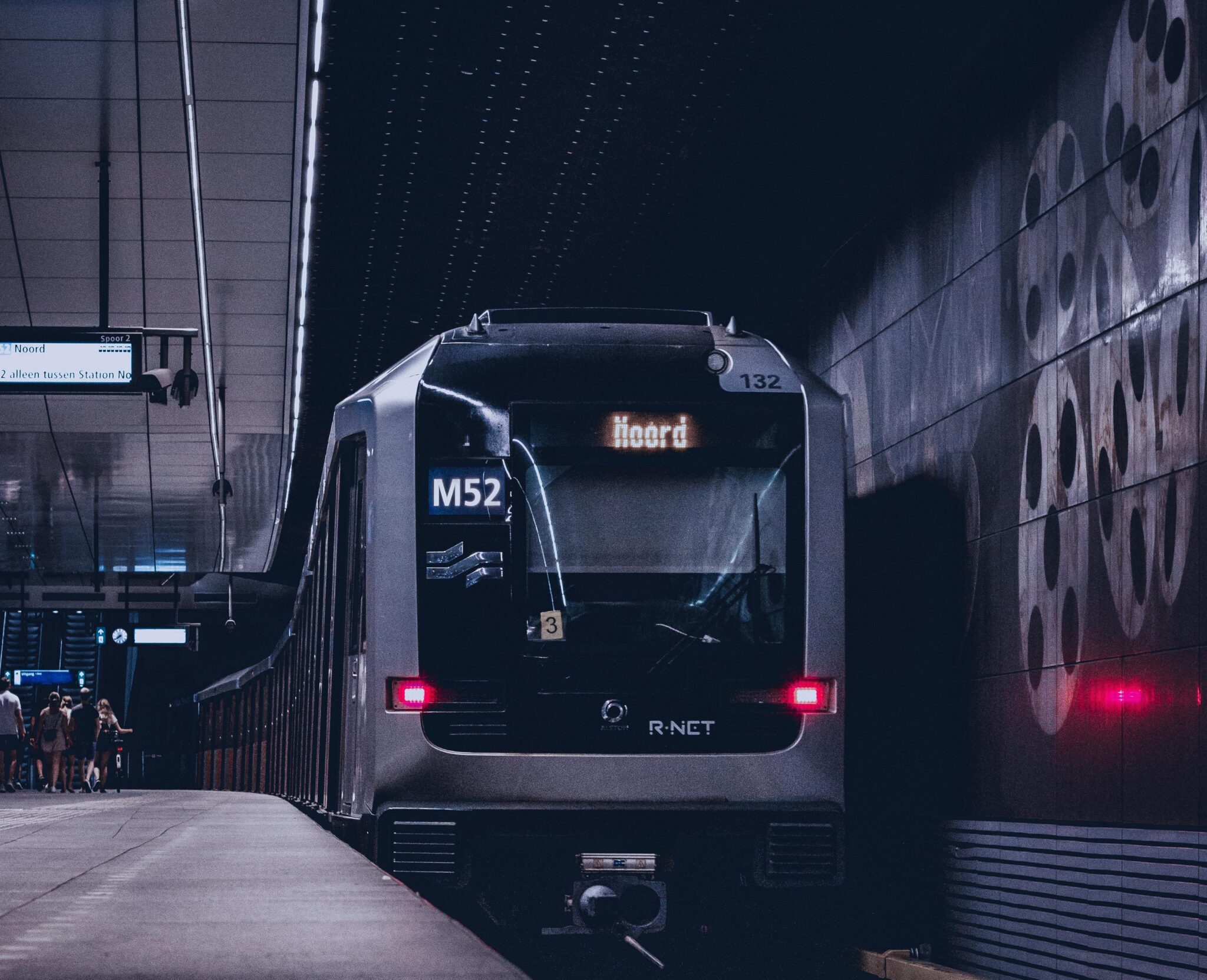 De beste vrouwelijke DJ van Nederland vind je hier | GIRLS WHO MAGAZINE