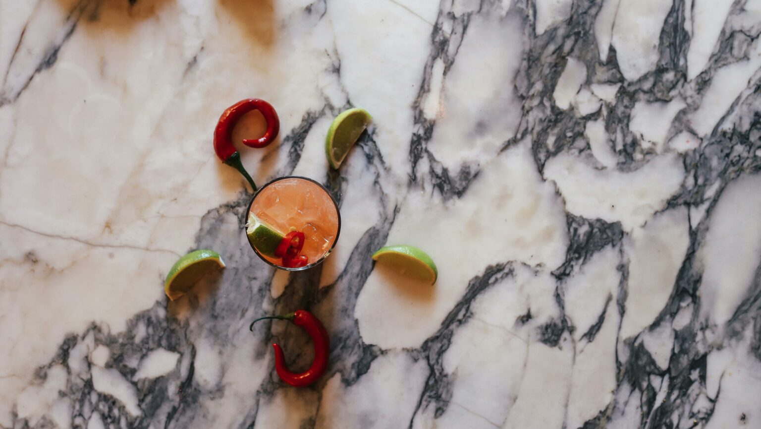 De 5 lekkerste spritz recepten voor bíj je diner | GIRLS WHO MAGAZINE